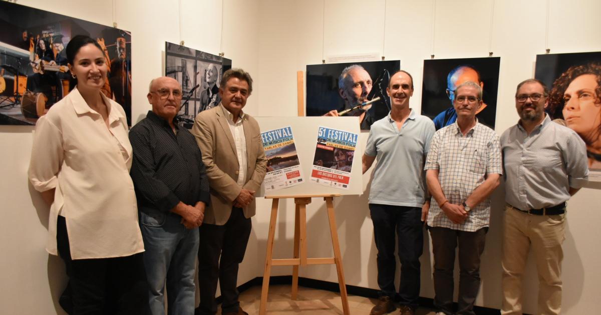 El Museo Comarcal acoge la exposición fotográfica ‘Los rostros del folk ...