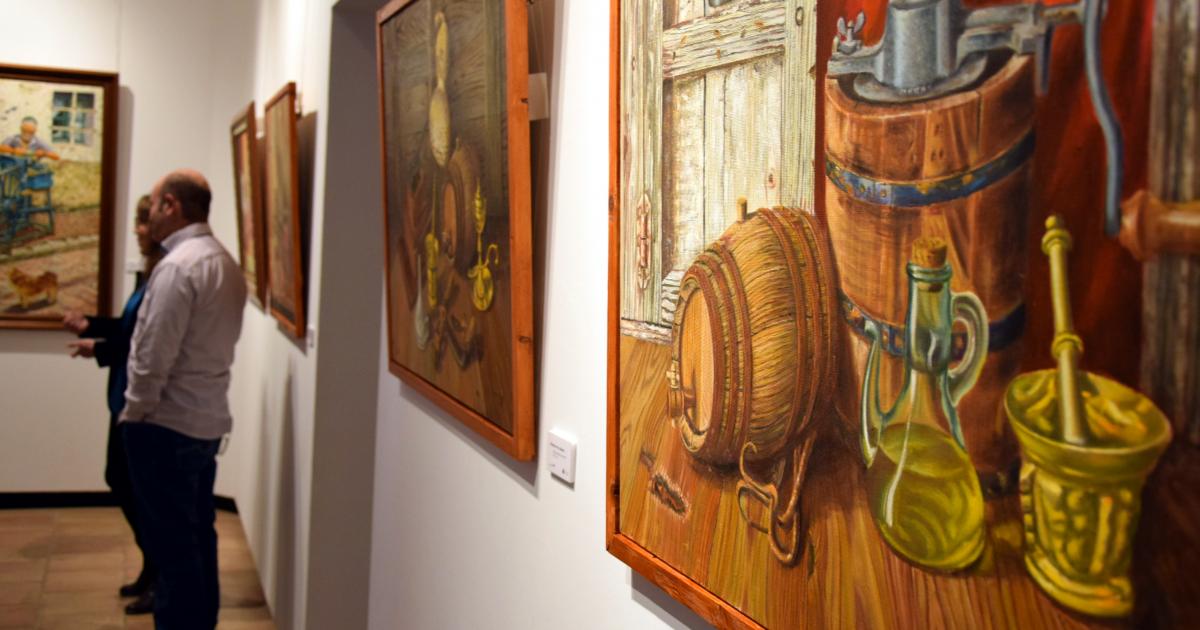 Los cuadros de Ángel Treviño despiertan en el Museo Comarcal ...